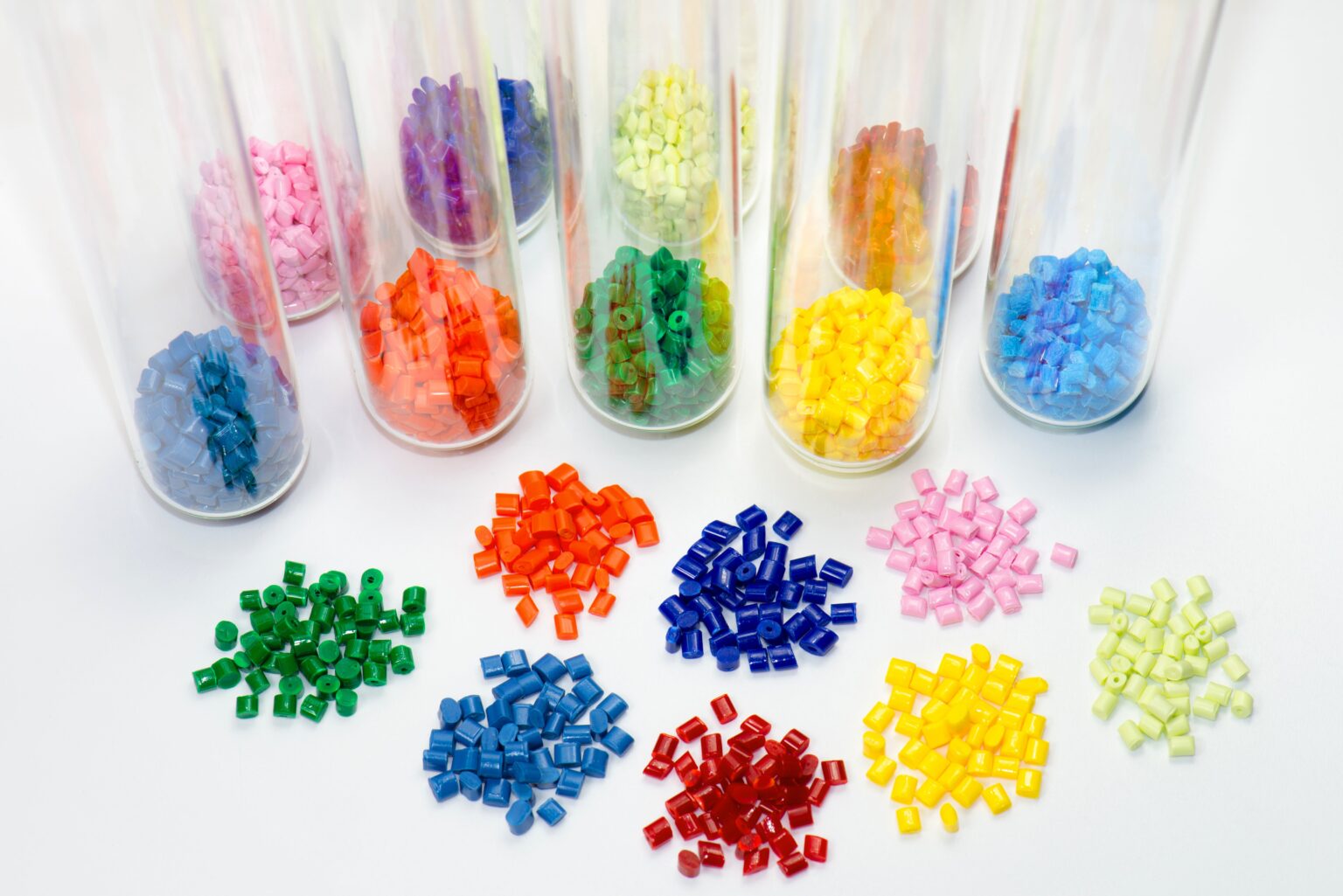 The Importance of Colorants in Plastics Manufacturing | Phoenix Plastics
